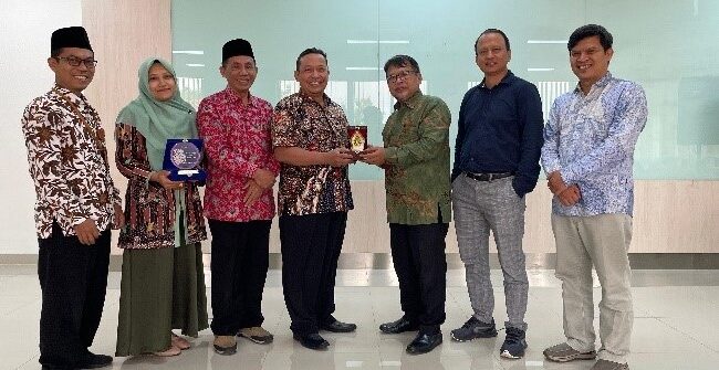 Home V6 - Fakultas Psikologi dan Kesehatan